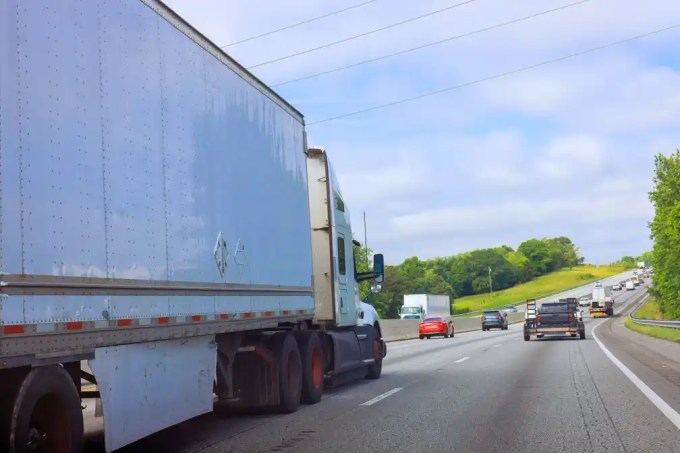 New Highway Bill: This Is How Truckers Can Weigh In