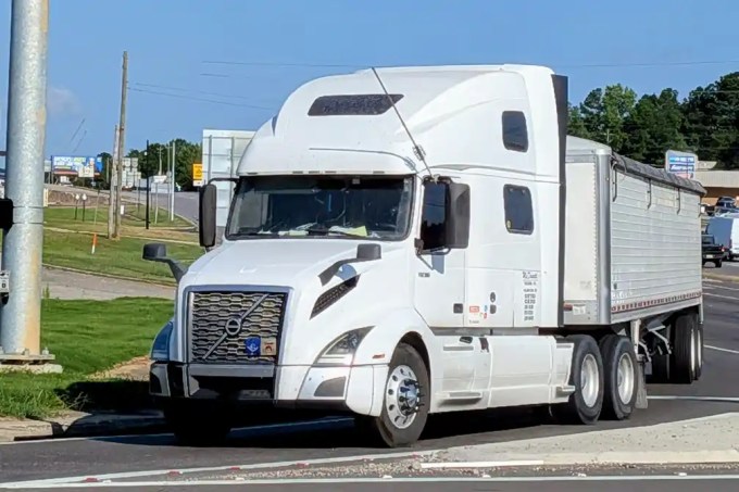 CDL Downgrade Warning: 163K Drivers Must Act Now