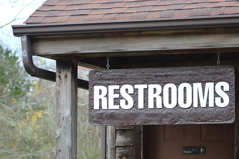 Bill SB500 Seeks Better Restroom Access for Truck Drivers