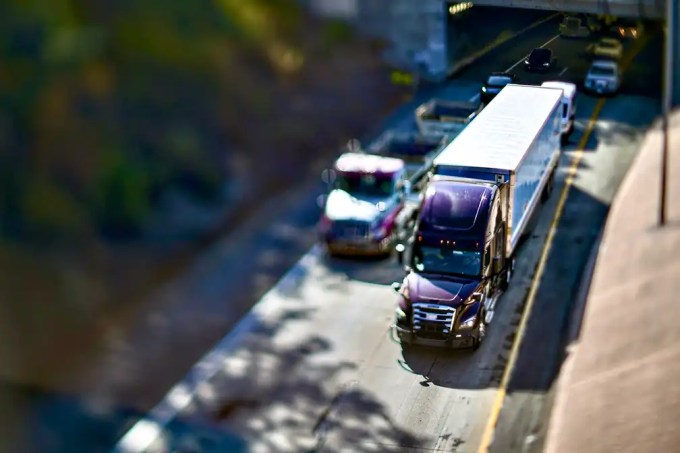 Non-Domiciled CDL Targeted in Senate Bill: Now in Oklahoma